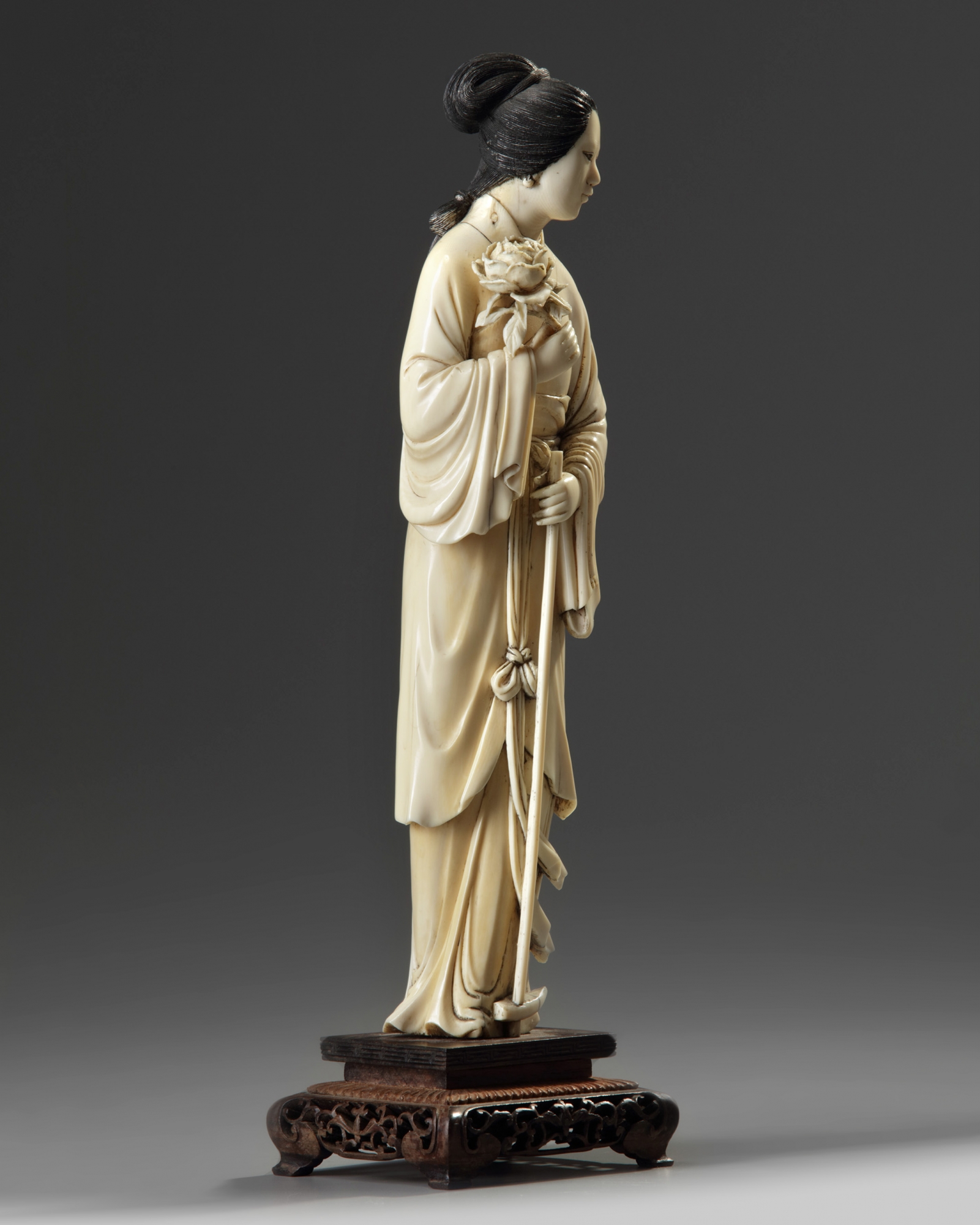 A Chinese Ivory Carving Of A Lady Oaa