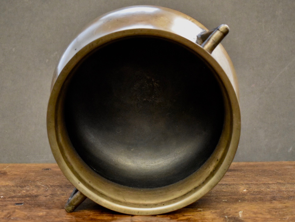 Antique 16th Century German Bronze Cauldron / Grape | Hart