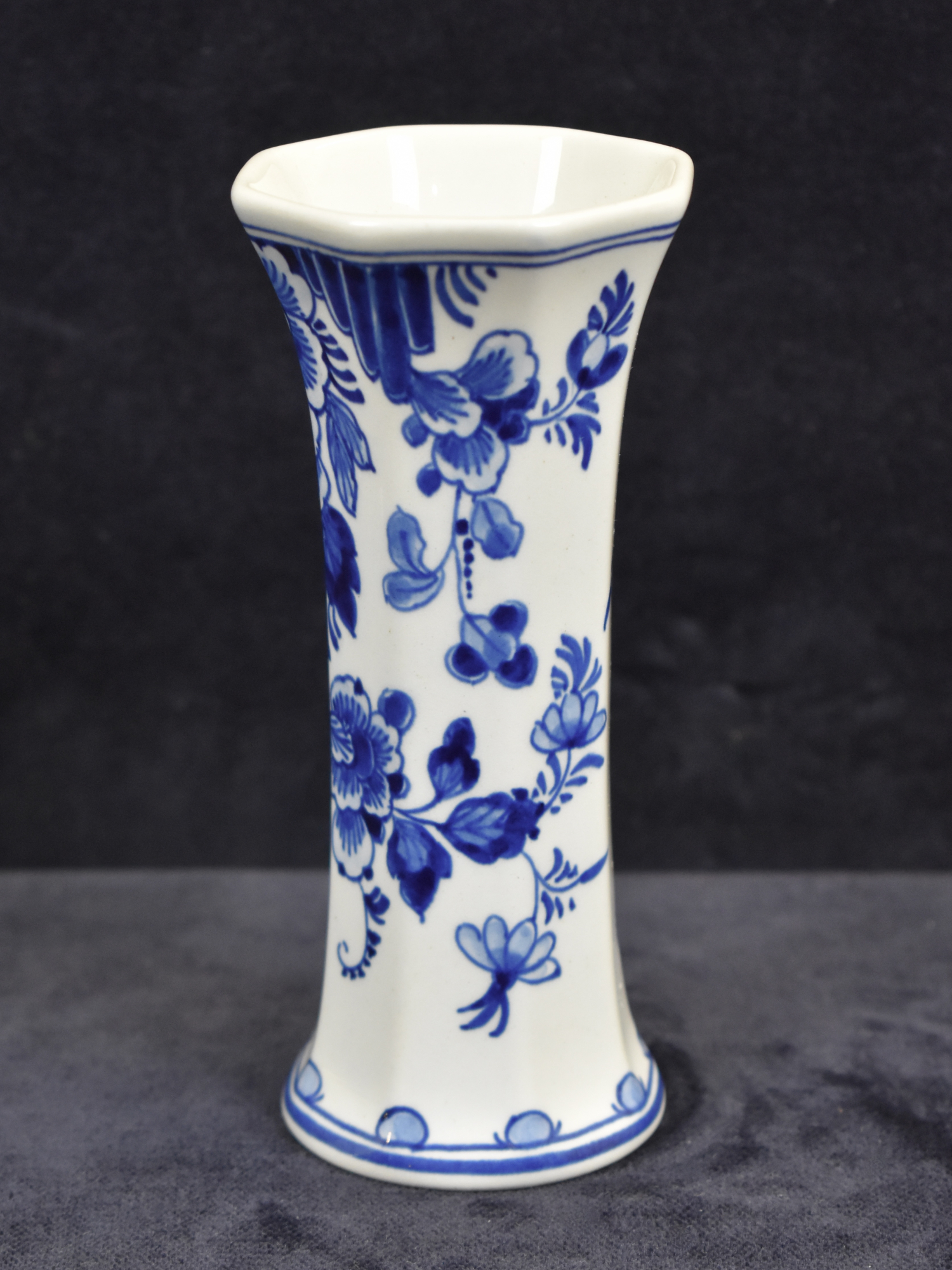Small Dutch Blue & White Royal Delft Hand Painted Beaker Vase - 1996 ...