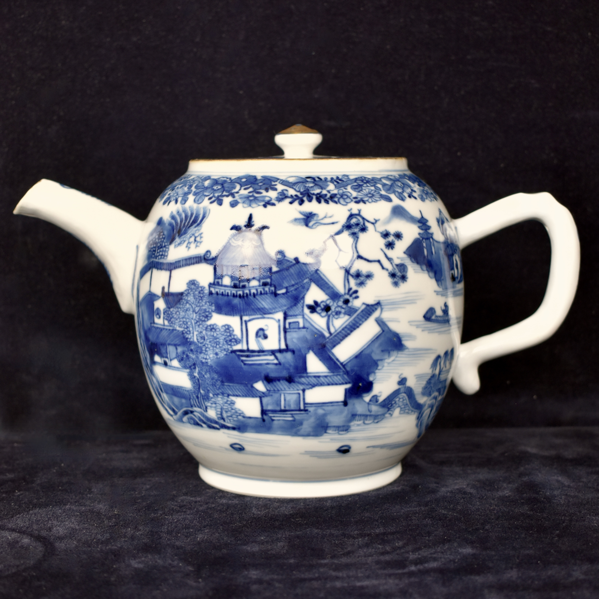 Antique Chinese Qianlong Blue & White Export Porcelain Teapot | Hart