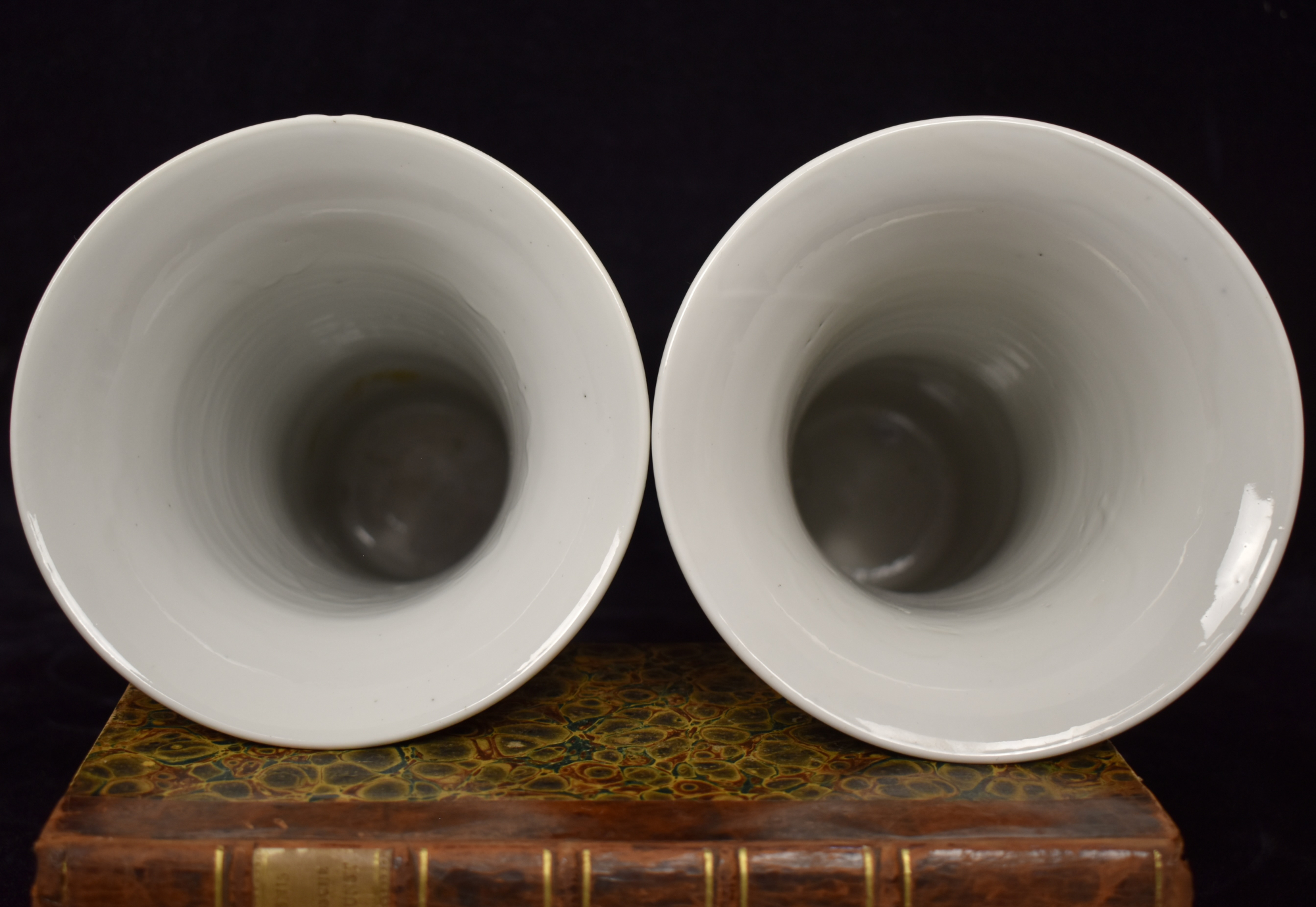 Two Antique Chinese Porcelain Beaker Vases in the Famille Verte ...