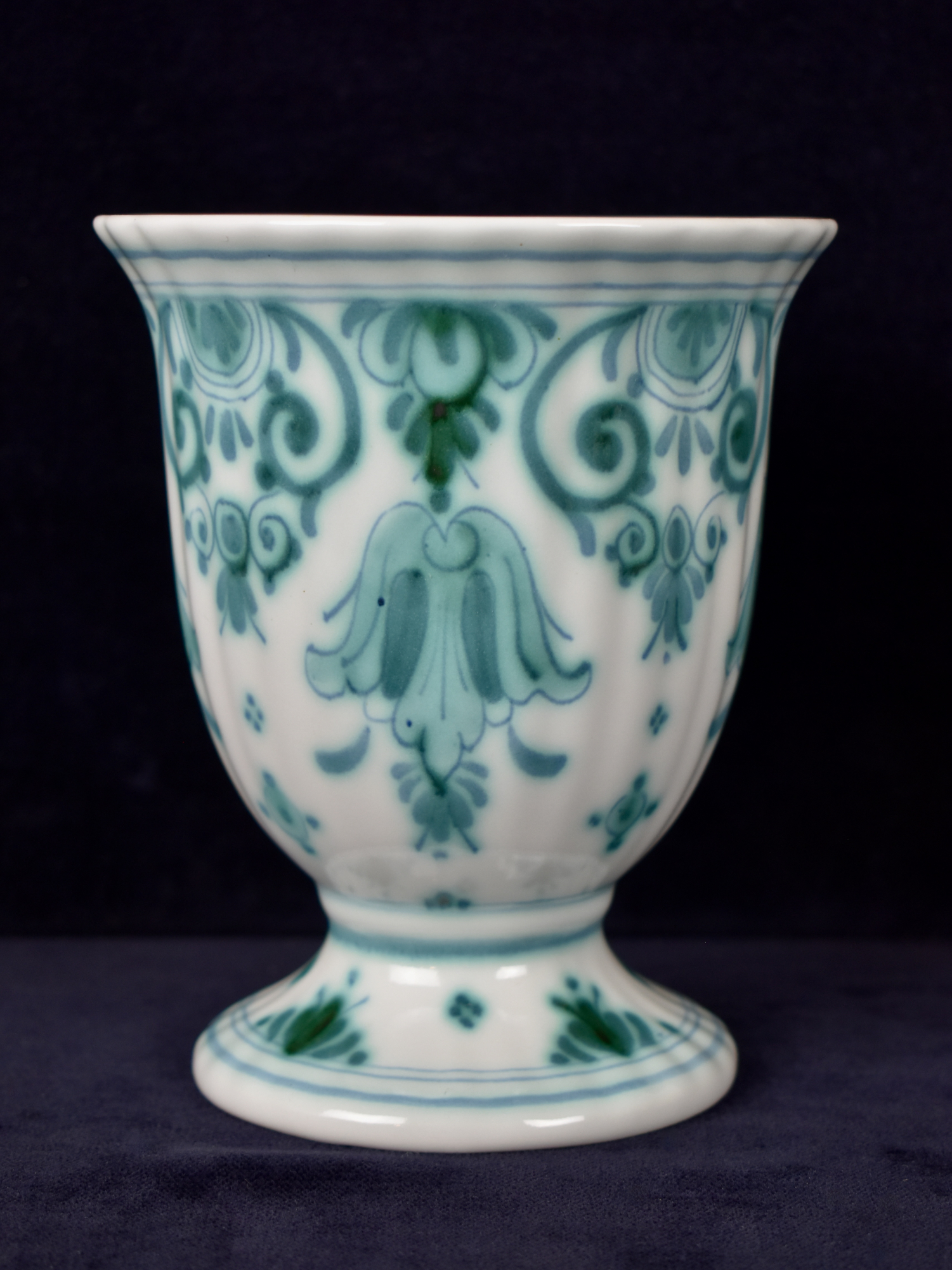 Rare Dutch Green & White Royal Delft Delvert Footed Vase - 1970 - ROYAL ...
