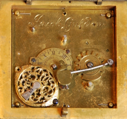 T15 Four Angular clock with bronze moldings and four glazed insights on ...