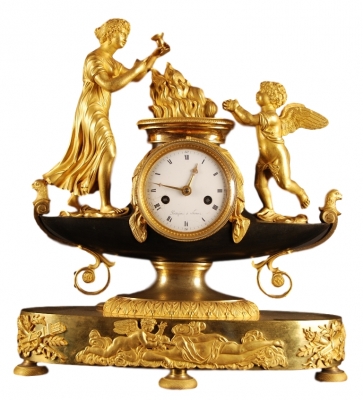 M09 Nice mantle clock | ArtListings