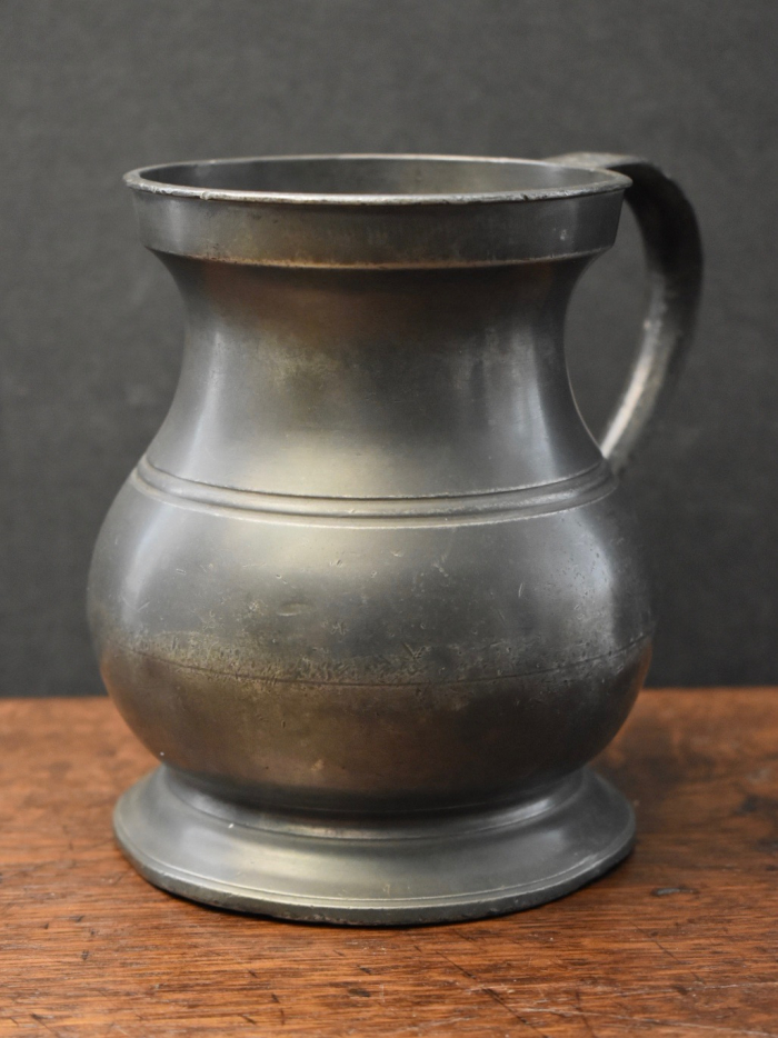 Antique English Pewter Quart Measure. Yates & Birch - Birmingham | Hart