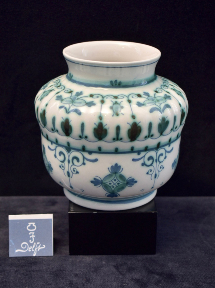 Dutch Green & White Royal Delft Delvert Flowerpot - 1968. SOLD - ROYAL ...