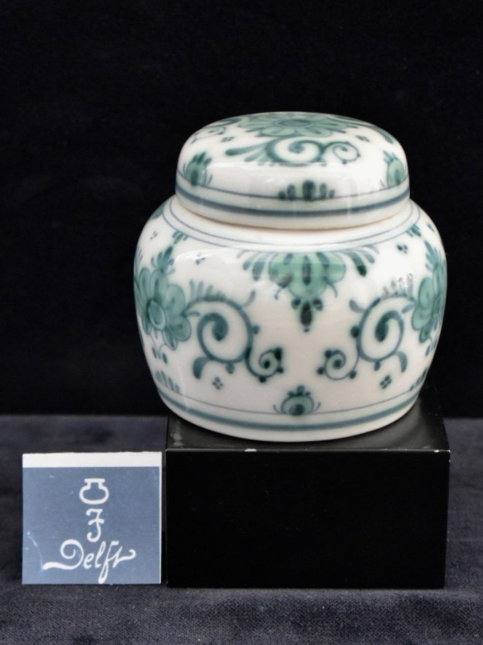 Small Dutch Green & White Royal Delft Delvert Lidded Jar - 1974. SOLD ...