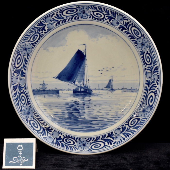 Small Dutch Blue & White Royal Delft Hand Painted Plate with Dutch ...