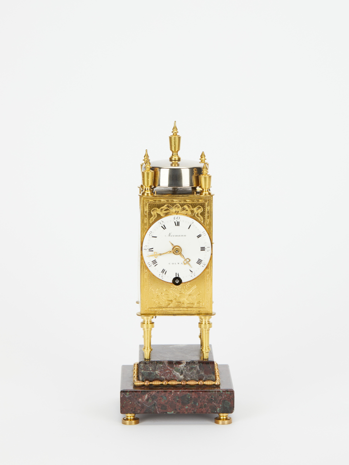 Sophisticated desk clock | ArtListings