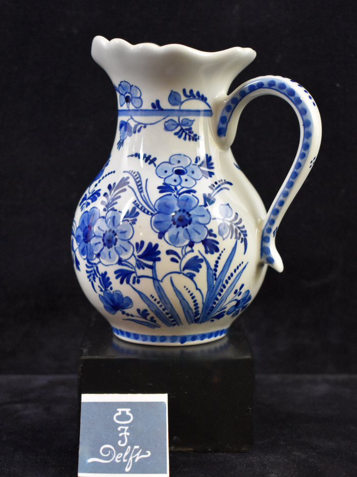 Small Dutch Blue & White Royal Delft Jug - 1978 SOLD - ROYAL DELFT - DE ...