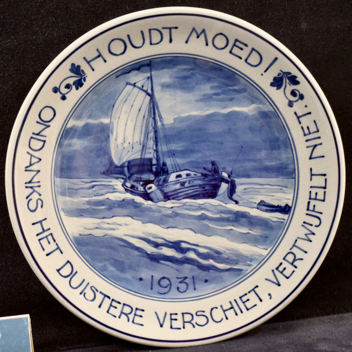 Dutch Blue & White Royal Delft Crisis Plate 1931. Keep Heart ...