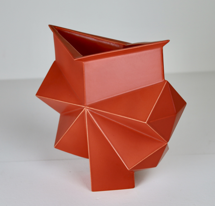 Jan van der Vaart (1931-2000), rood geglazuurde steengoed Multipel vaas ...