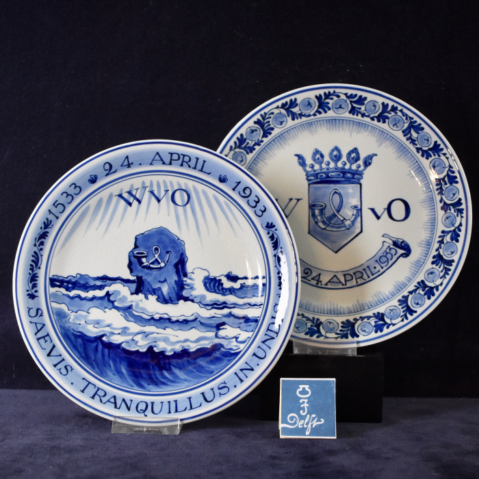 Two Dutch Blue & White Royal Delft Commemorative Plates 400 Years ...