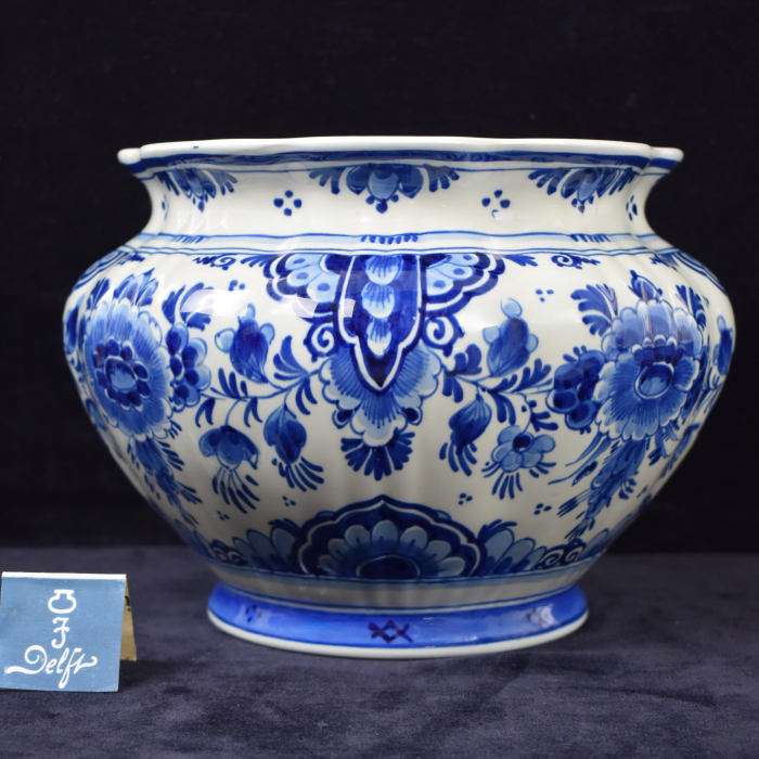 Dutch Round Hand Painted Blue & White Delft Flowerpot / Cachepot - 1965 ...
